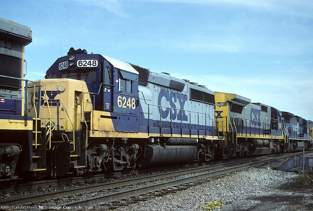 CSX GP40-2 6248